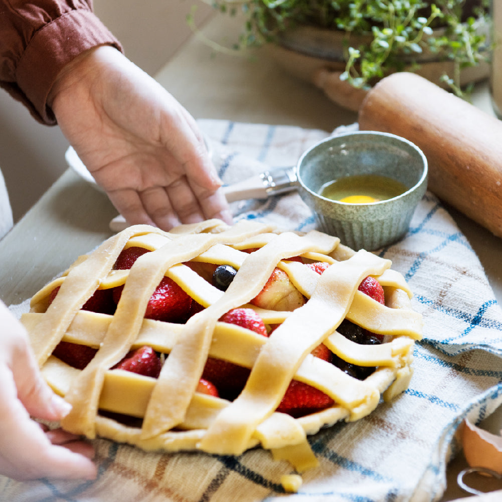 Ready-to-Use Dry Puff Pastry: Cannoli Shells and Butter Tarts